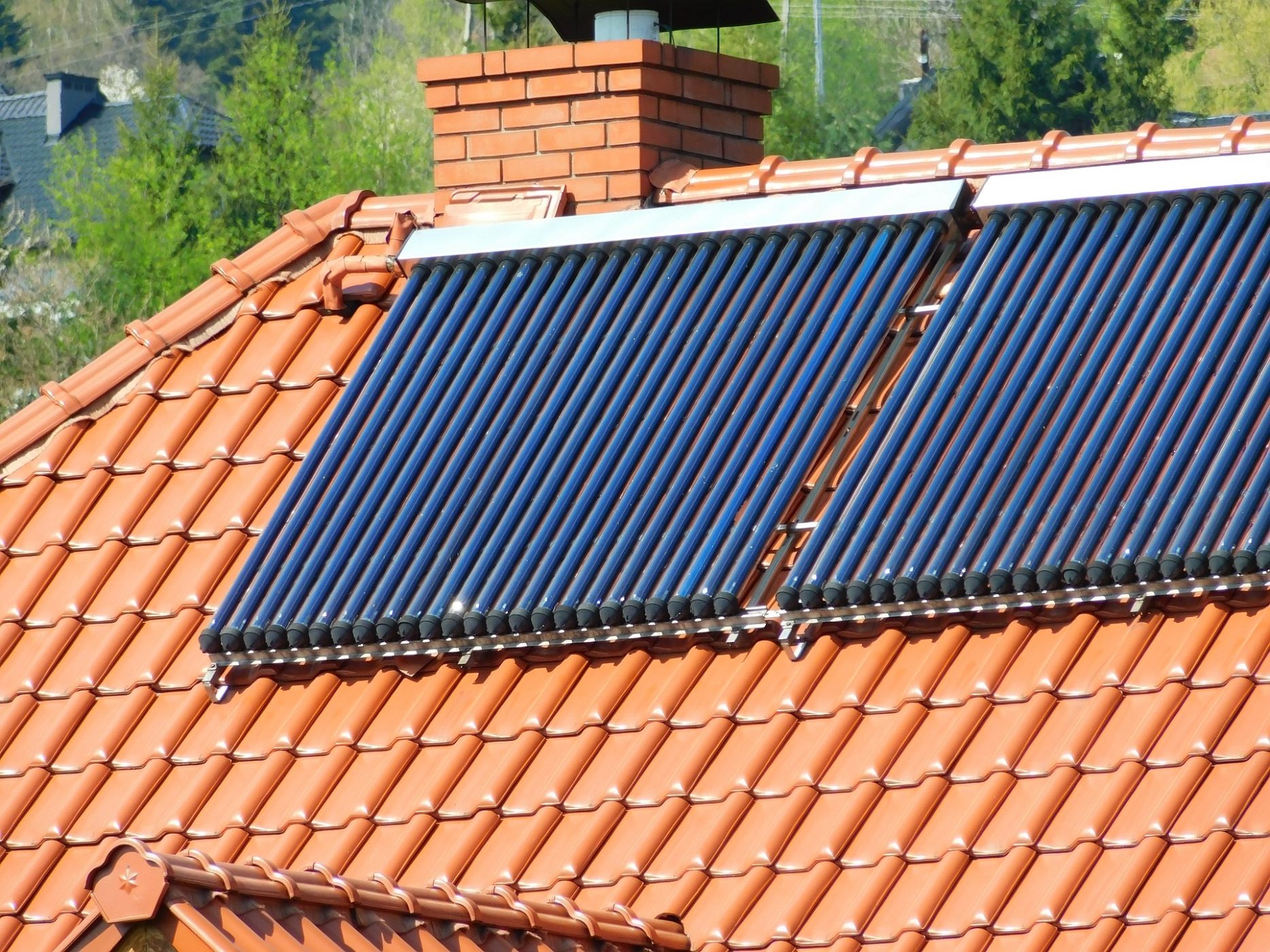 4 useful tips to heat pool with solar collectors